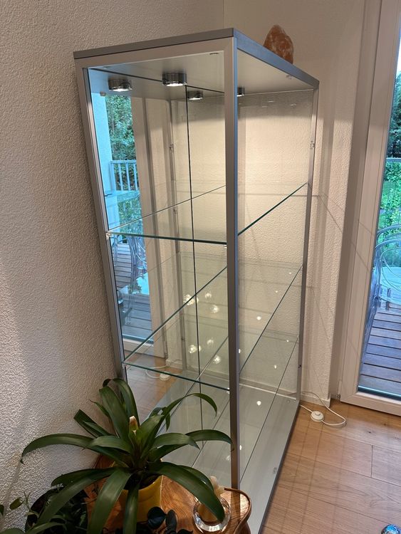 Wunderschöne Vitrine Glas Ikea Ebenbild