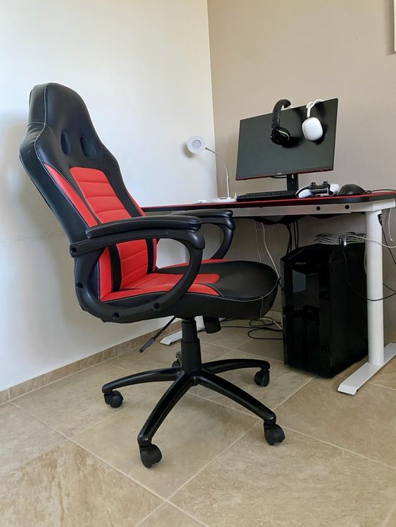 Arozzi Gaming Table & Chair (Gebraucht) in Zofingen für CHF 172 – nur ...