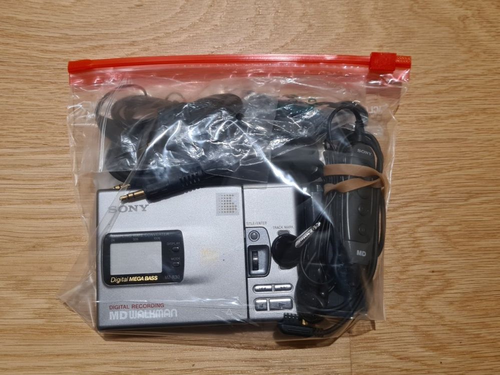 Original Vintage SONY MiniDisc Walkman Recorder MZ-R30 (Gebraucht) in ...