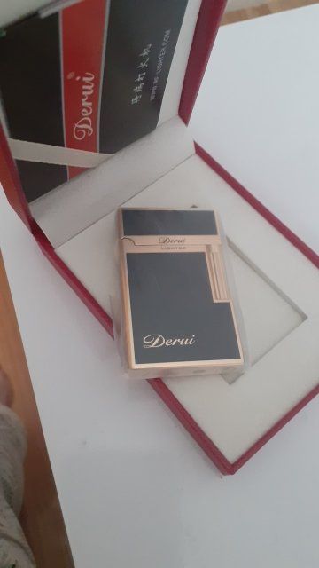 Edles Feuerzeug von Dervi (Neu und originalverpackt) in Schaffhausen ...