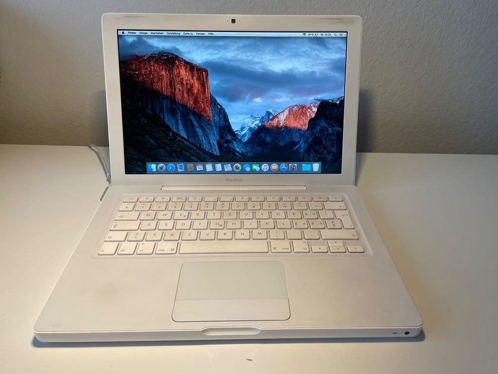 Apple MacBook 5.2 (Gebraucht) in Kreuzlingen für CHF 45 – mit Lieferung auf Ricardo kaufen