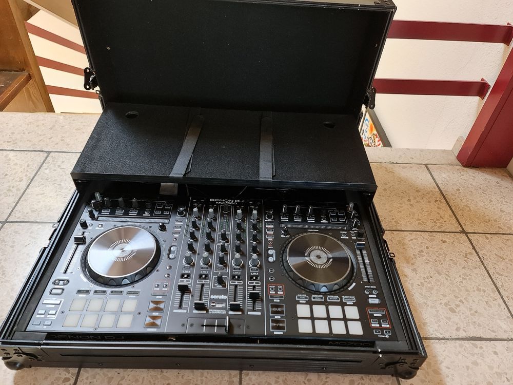 Denon DJ MC 7000 Controller (Neu (gemäss Beschreibung)) in Buchrain für ...