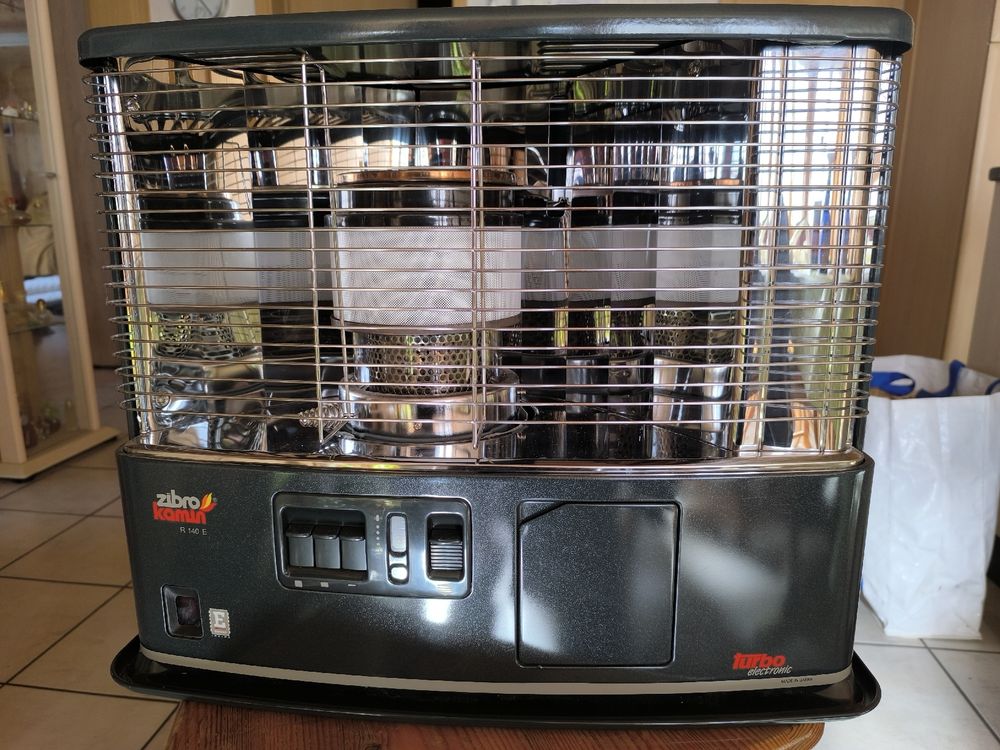 Zibro Kamin R 140 E Turbo electronic Made in Japan (Neu (gemäss ...