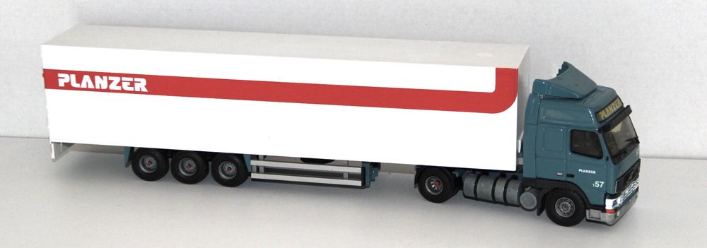 Planzer Lkw mit Kastenauflieger Tekno - 1 : 50 (ca. 33.5 cm) | Kaufen ...