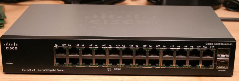 Cisco SG 102-24 24Port Gigabit Switch | Kaufen auf Ricardo
