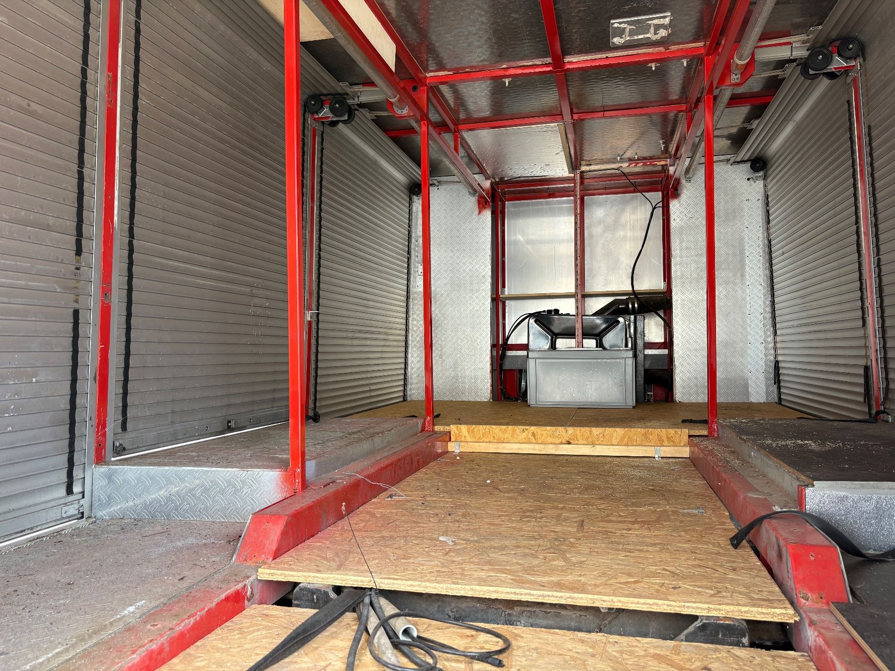 STEYR 10 S 21/L34 LKW 4x4 EX CH- FEUERWEHR / WOHNMOBIL (Gebraucht) in Hasle LU für CHF 13900 ...