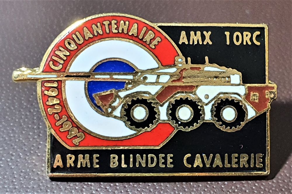 Q685 - Pin France Arme Blindee Cavalerie Panzer - AMX 10RC | Kaufen auf Ricardo