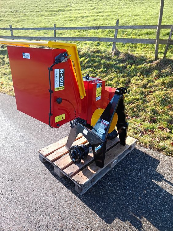 Holzhacker Remet R120 Feuerholz (Neu (gemäss Beschreibung)) in Geiss ...