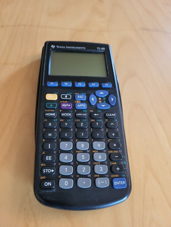 Texas Instruments TI 89 (Gebraucht) in Winterthur für CHF 1 – mit ...