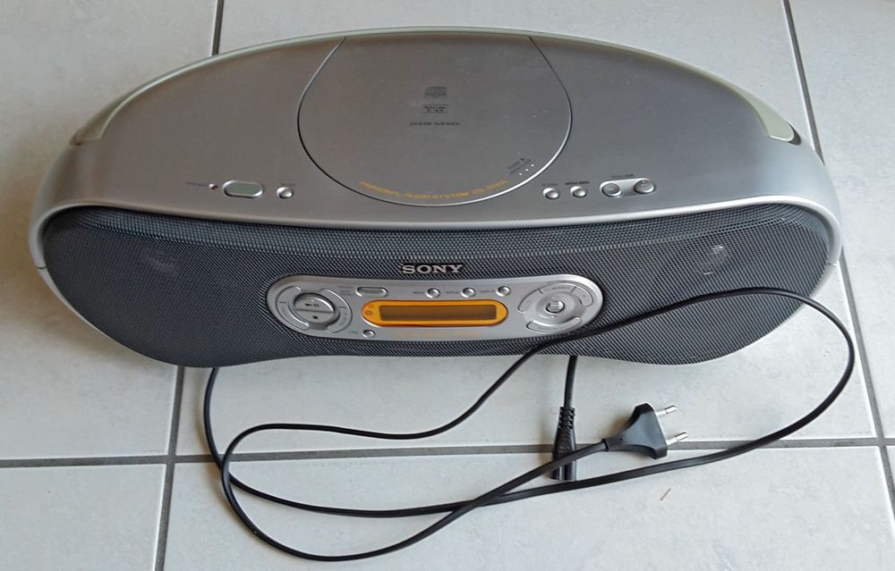 Radio mit CD-Player Sony ZS-SN10L (Gebraucht) in Worb für CHF 47 – mit Lieferung auf Ricardo kaufen