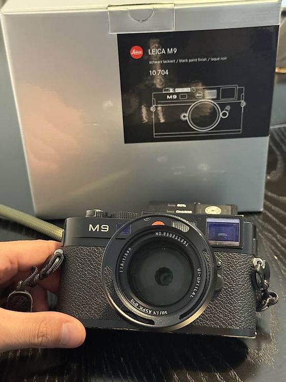 Leica M9 (Black Paint, Brass Underneath) (Gebraucht) in Tegna für CHF ...