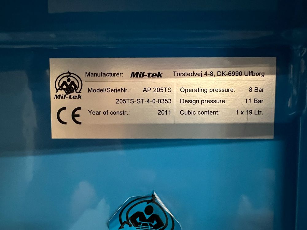 Kartonpresse Mil-tek 205 TS | Kaufen auf Ricardo