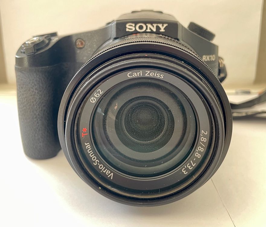 Sony RX10 Bridgekamera (Gebraucht) in Neerach für CHF 25 – mit ...