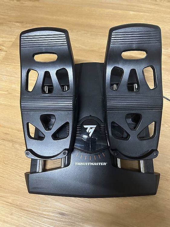 Thrustmaster TFRP Rudder Pedals (Gebraucht) in Embrach für CHF 59 – mit ...