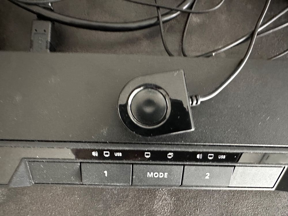 ATEN 2-Port DisplayPort Mini-Matrix KVM Switch CM1942 | Kaufen auf Ricardo