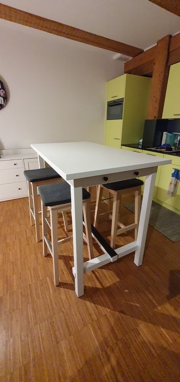 Hochtisch Nordviken von Ikea mit 4 Hockern (Gebraucht) in Aadorf für CHF 22 – nur Abholung auf ...