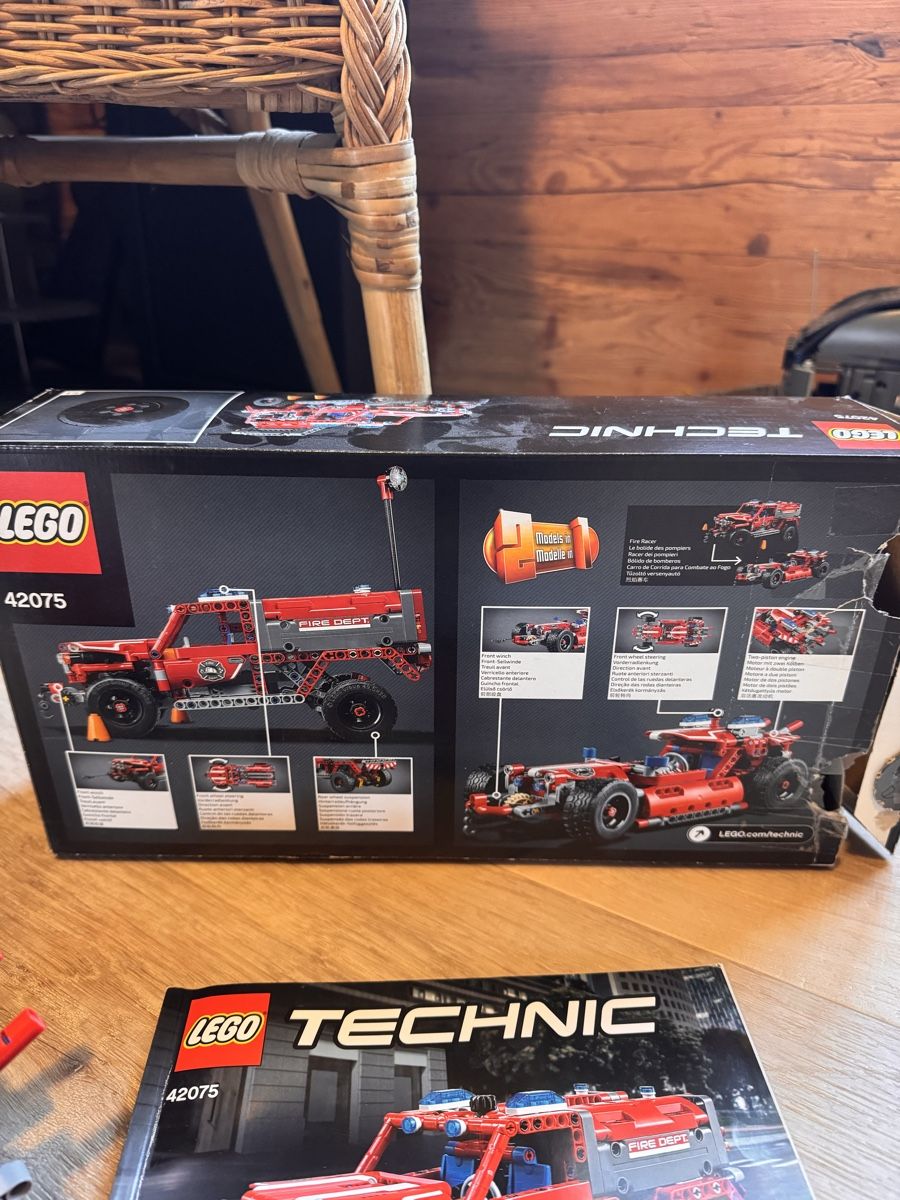 Lego Technic Fiest Responder 42075 (Gebraucht) in Buchs SG für CHF 59 ...