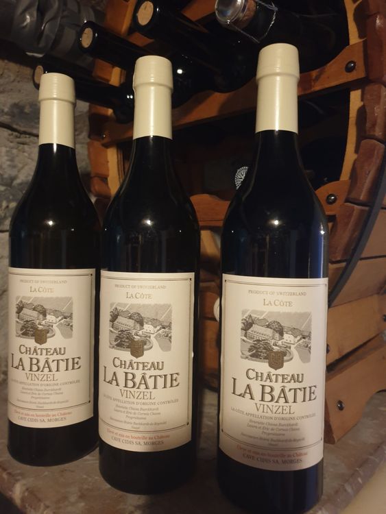 Vin blanc Château La Bâtie Vinzel AOC, lot de 3 bouteilles (D'occasion) à Rennaz pour CHF 20 ...
