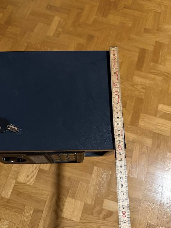 Elektronischer Tresor / Safe mit Zahlencode (Gebraucht) in Zug für CHF ...