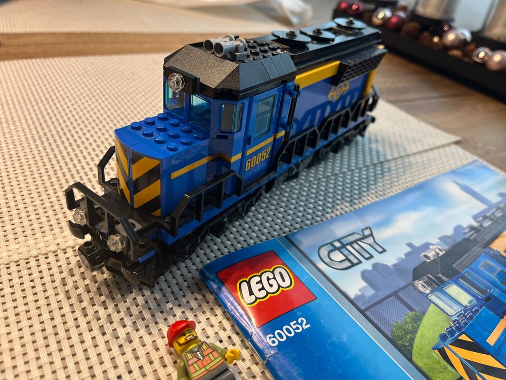 Lego 60052 Lok Lokomotive Güterlok Figur OHNE Elektronik (Gebraucht) in ...