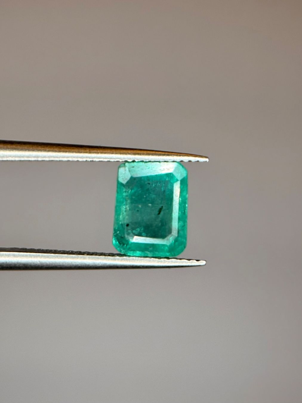 1.54 ct Smaragd Edelstein mit Zert. nur ab 1Fr. (Neu (gemäss ...
