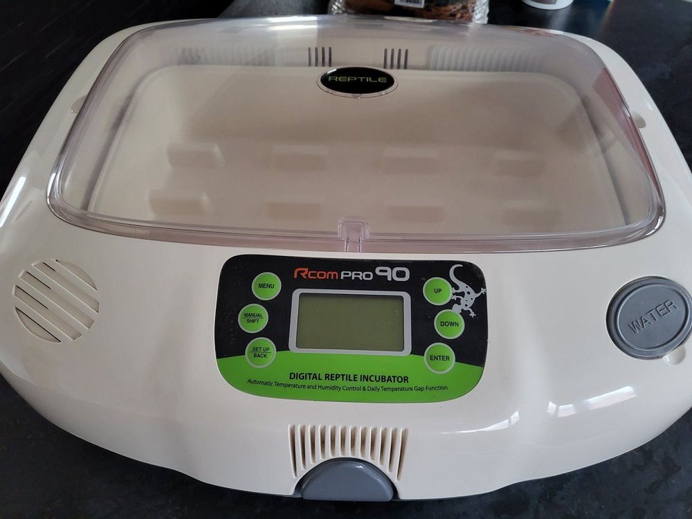 Inkubator Rcom pro 90 (Gebraucht) in Oberbuchsiten für CHF 220 – nur Abholung auf Ricardo kaufen