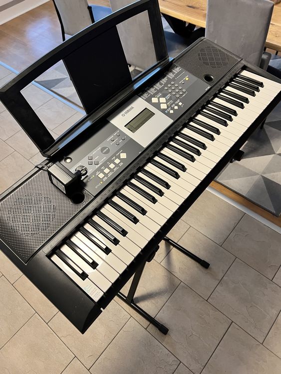 Yamaha YPT-230 Keyboard, sehr guter Zustand (Gebraucht) in Winterthur ...