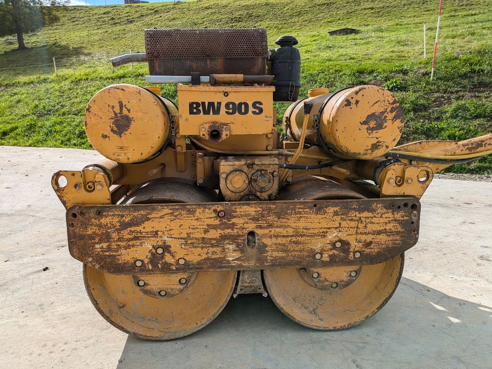 Walze BOMAG BW 90 S Doppelvibrationswalze (Gebraucht) in Brunnadern für ...