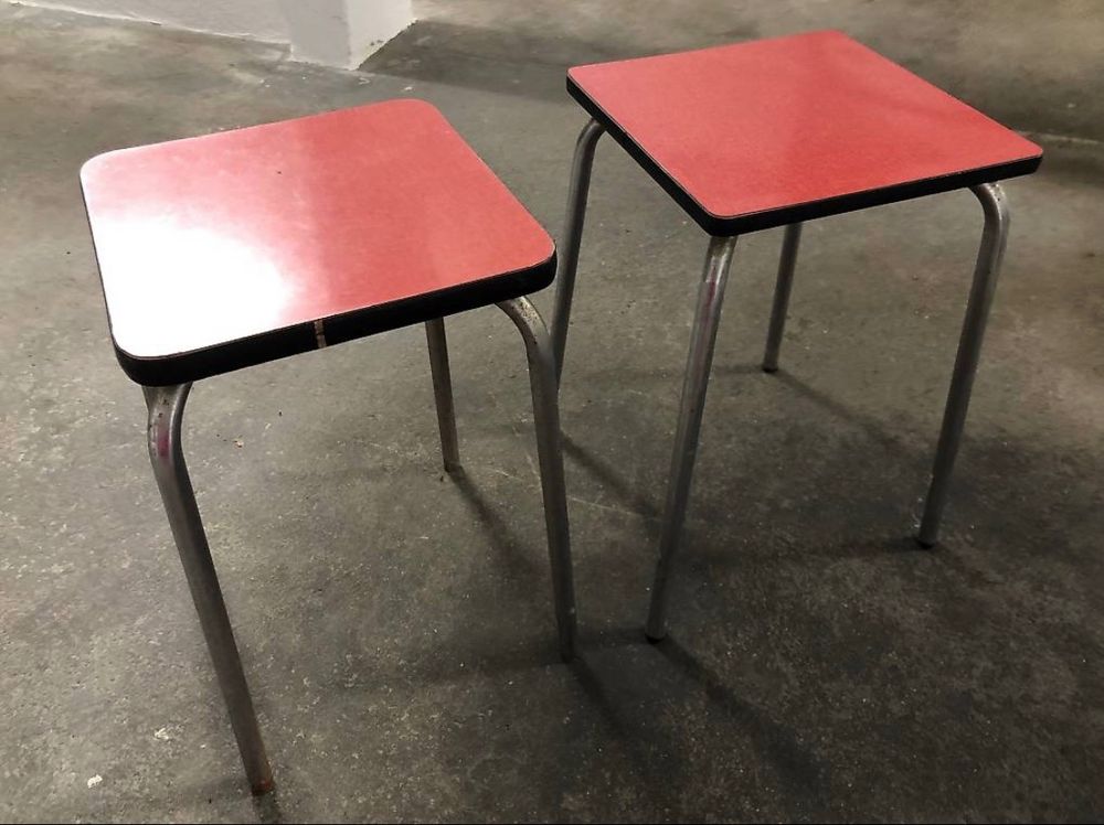 Vintage Hocker / Taburettli rot (Gebraucht) in Zürich für CHF 40 – nur ...