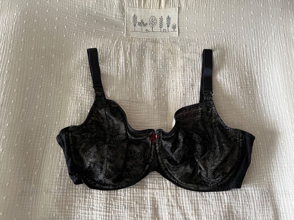 Anita Still BH 95F mit Spitze und Bügeln schwarz (Gebraucht) in Sisseln ...