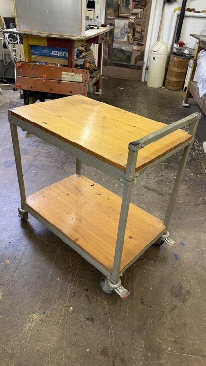 Robuster Werkstattwagen mit Rollen (Gebraucht) in Basel für CHF 70 ...