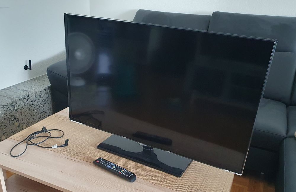 Samsung TV 40 Zoll UE40ES5700 (Gebraucht) in Opfikon für CHF 76 – nur ...