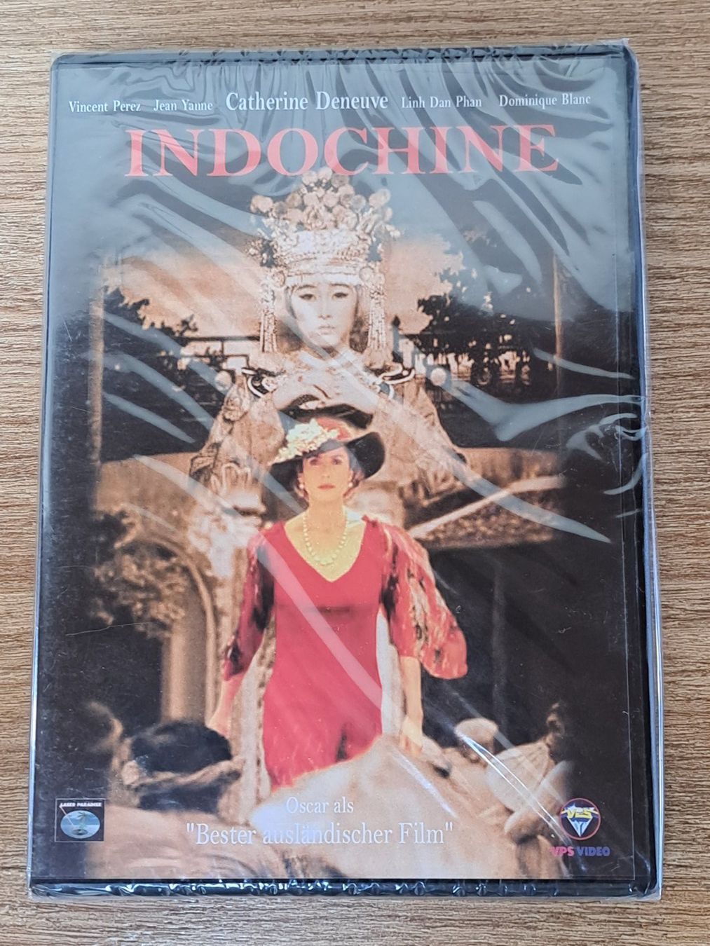 DVD INDOCHINE mit Catherine Deneuve, Vincent Perez, Jean Yan (Neu und ...