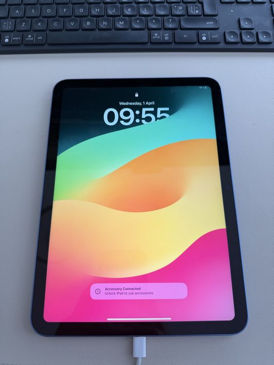 iPad 10th Gen, 64GB, Blue (langsam batterie) (Gebraucht) in Kilchberg ...