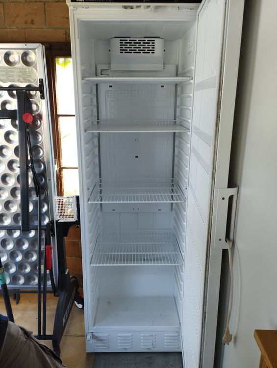 Grosser Kühlschrank Novomatic | Kaufen auf Ricardo