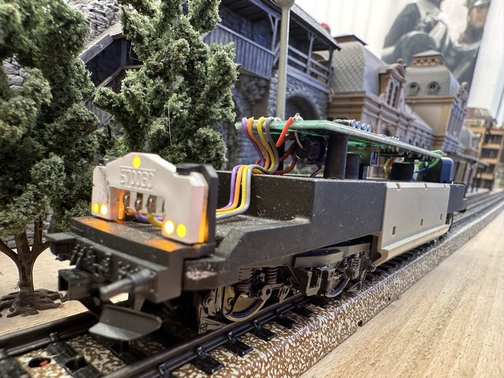 Märklin 37382 DB BR 128 ‚Unicef‘ digital DEFEKT (Defekt) in Lupsingen ...