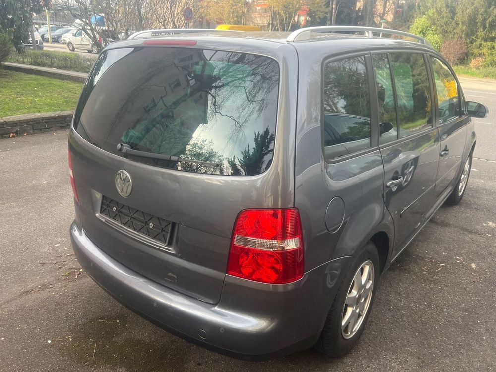 VW Touran, 2 Liter Diesel TDI (Gebraucht) in Seltisberg für CHF 1300 ...