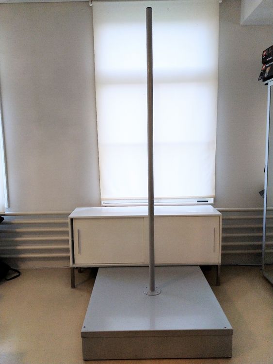 Poledance Stange freistehend, Pole Dance Podest mit Stange (Gebraucht ...