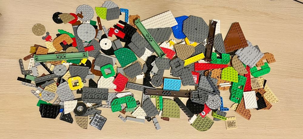 310 pezzi LEGO misti (~ 600g) (Usato) a Novazzano per CHF 15 – con ...