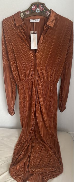 Robe Mango S (Neuf avec emballage d'origine) à Biel/Bienne pour CHF 20 – avec livraison ...