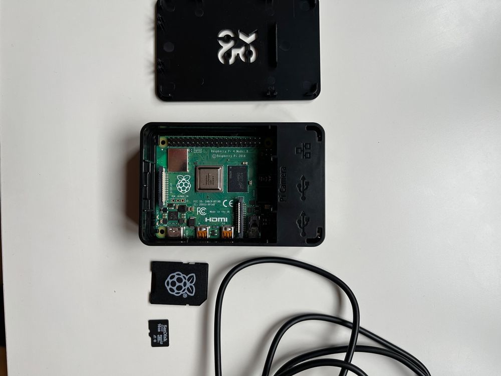 Raspberry Pi 4 4G Model B (ARMv8) & Zubehöre | Kaufen auf Ricardo