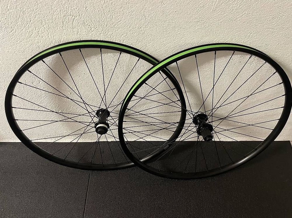 Neuer, stabiler Laufradsatz 29 Zoll, Shimano, BOOST (Neu und ...