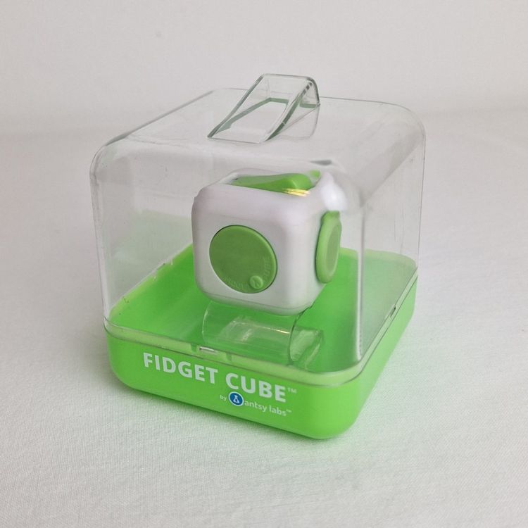 Fidget Cube Meet (Neu (gemäss Beschreibung)) in Döttingen für CHF 17 – mit Lieferung auf Ricardo ...