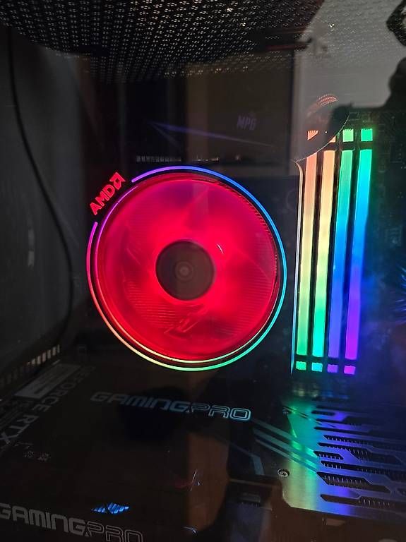 AMD Ryzen 7 3700X + AMD Wraith Prism RGB - Top Zustand (Gebraucht) in ...