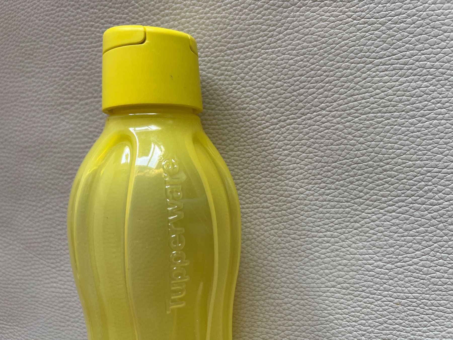 Tupperware Oeko Flasche Gelb 750ml - Top Zustand! (Neu (gemäss ...