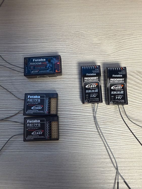 Futaba FX-40 mit 2,4 Ghz und 5 sehr guten Empfängern (Gebraucht) in ...