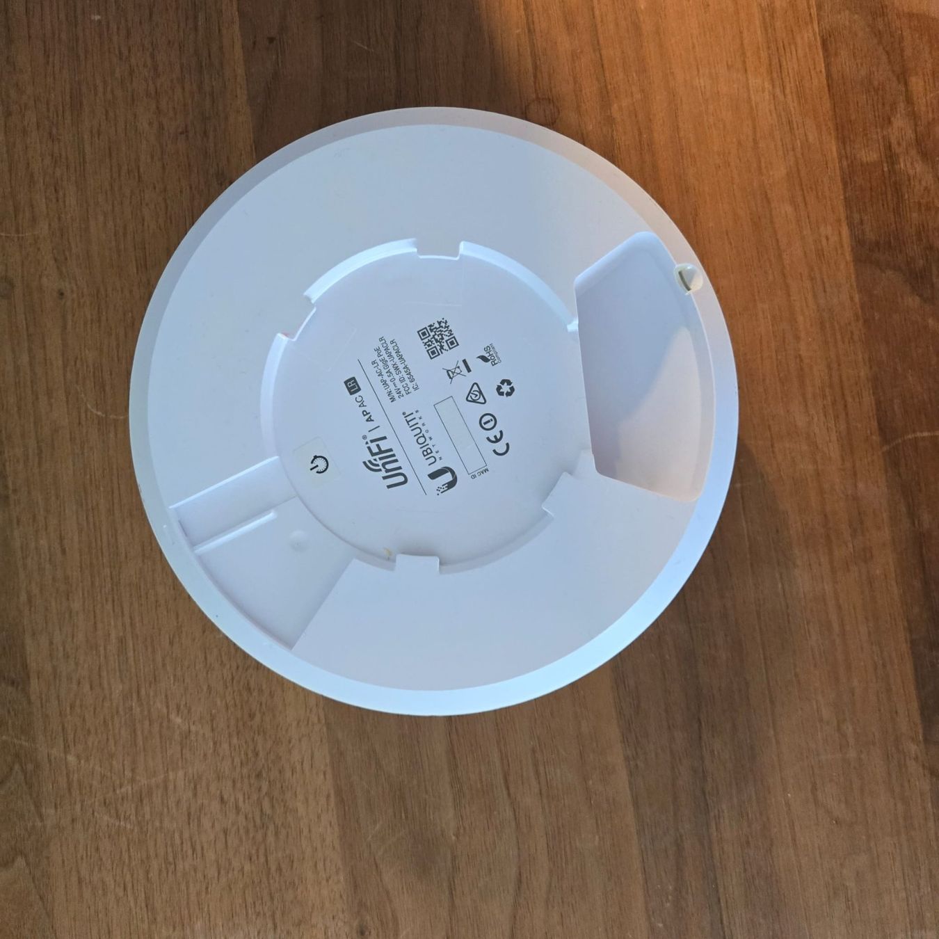 🌐 Ubiquiti UniFi AP AC Lite – WLAN Access Point 💨 (Gebraucht) in Gunzwil für CHF 29 – mit ...