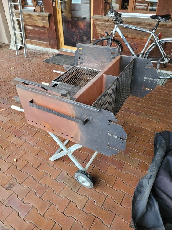 Holzkohlegrill (Gebraucht) in Hofstetten BE für CHF 100 – nur Abholung auf Ricardo kaufen