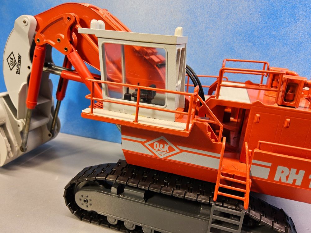 O&K Hydro Raupenbagger Hochlöffel Bagger _ Conrad 2771 1:50 (Gebraucht ...