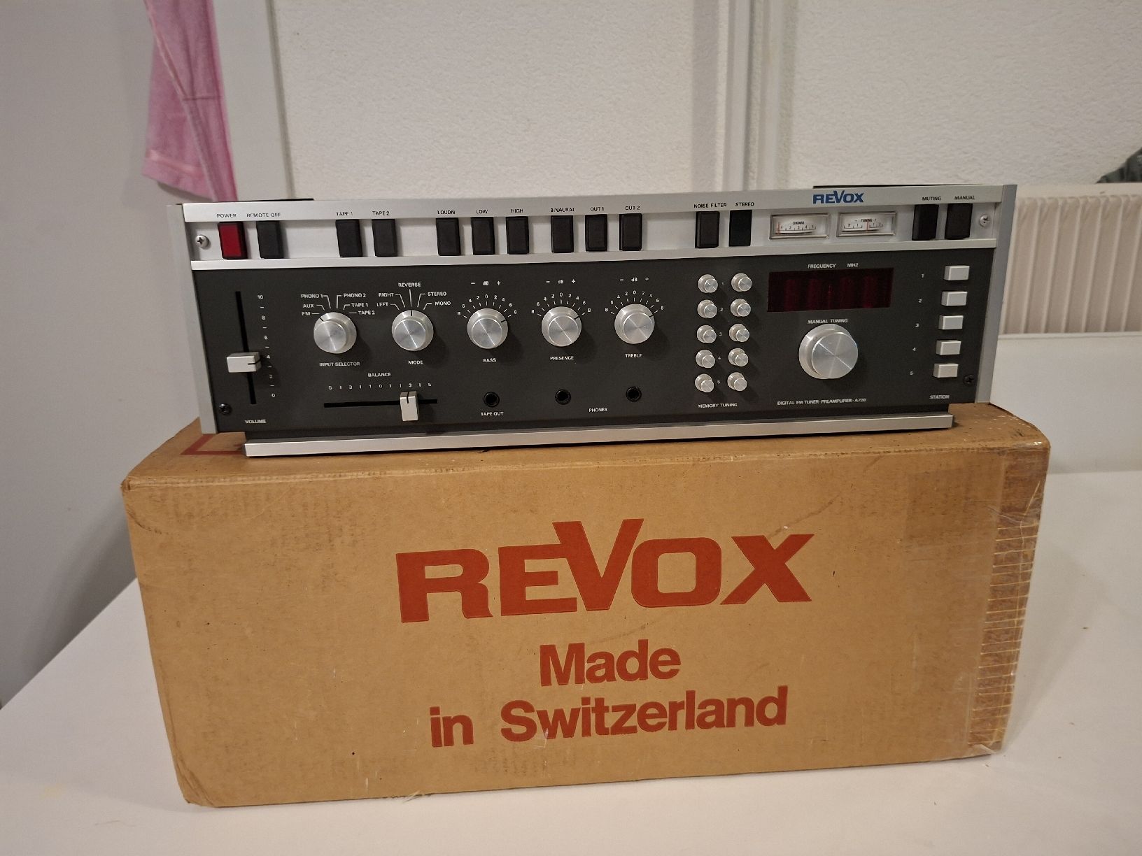 Revox A720 Digital Tuner Pre Amplifier (Gebraucht) in Wangen an der ...